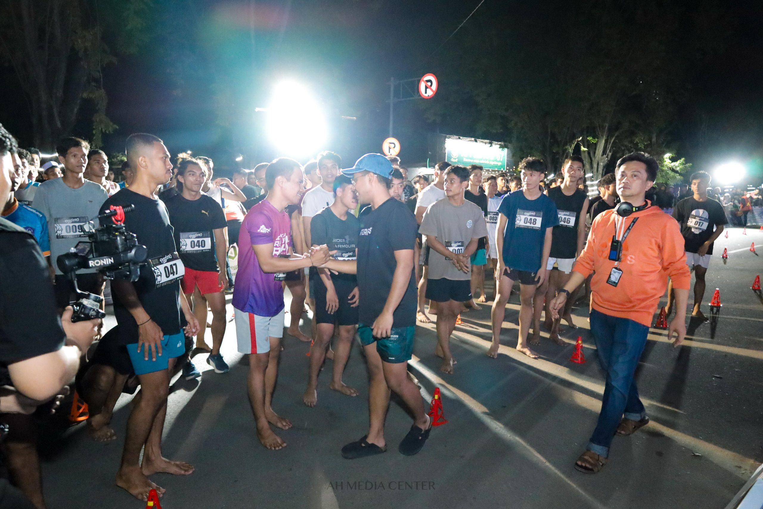 Fathur Razaq Anwar: Fearless Sprint 2025 Ajang Pelari Sulteng Unjuk ...